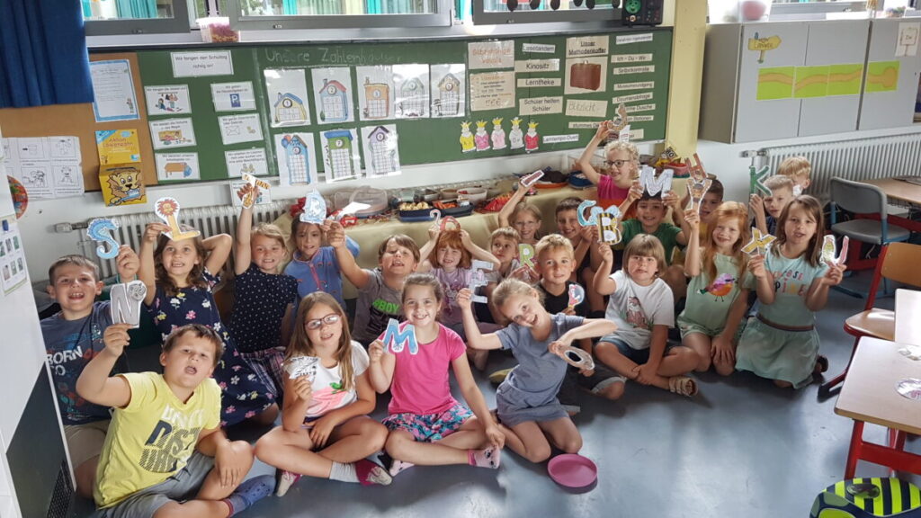 Hurra! Wir feiern unser Buchstabenfest - Grund- und Mittelschule Litzendorf
