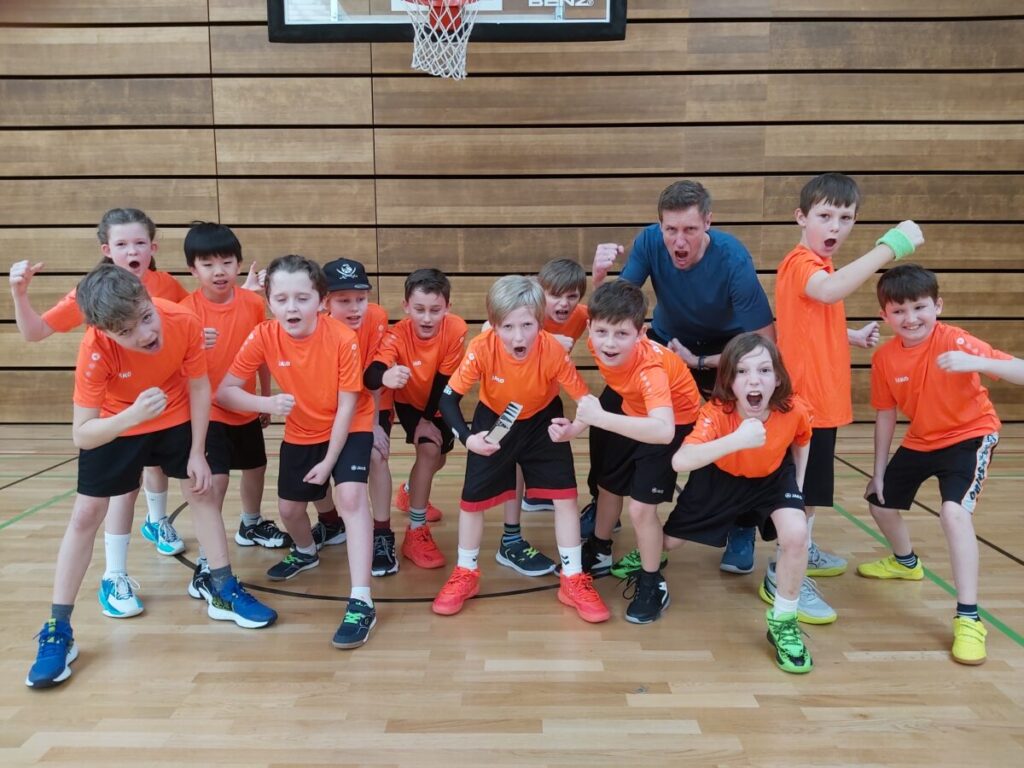 Bärenstarker Auftritt unserer Basketball-Schulmannschaft - Grund- und ...